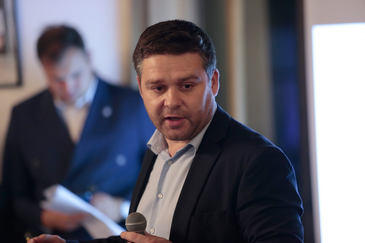 Ciucu: Cea mai mare parte din bugetul Capitalei merge pe subvenţii ...